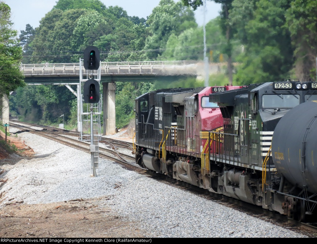 NS train #153 (Manifest) (Linwood, NC - Birmingham, AL) (pic 5)